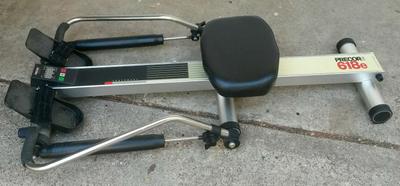 PRECOR Rowing MachinePRECOR Ergo smart 618E rowing machineW/timer for ...