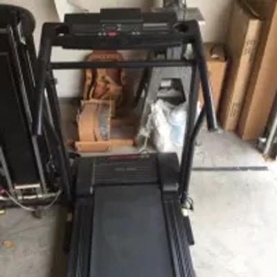 Pro form J6 Treadmill for sale in Weatherford, TX - 5miles: Buy and Sell