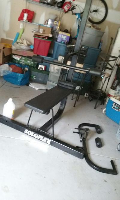 Soloflex weight bench for sale in Alpharetta, GA - 5miles: Buy and Sell