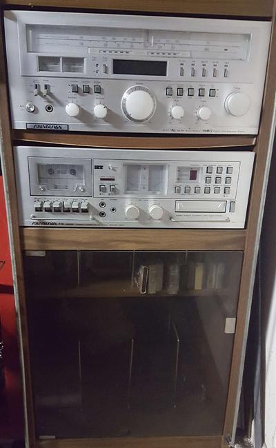 Sound design stereo reciever in cabinet for sale in Anaheim, CA ...