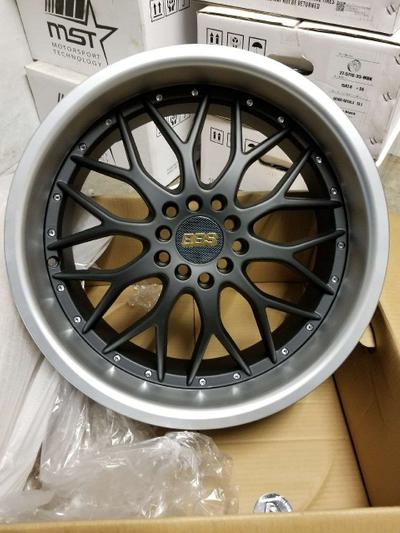 18" New Rims. White Diamond Edition Wheels. 5 lug for sale in Maywood ...