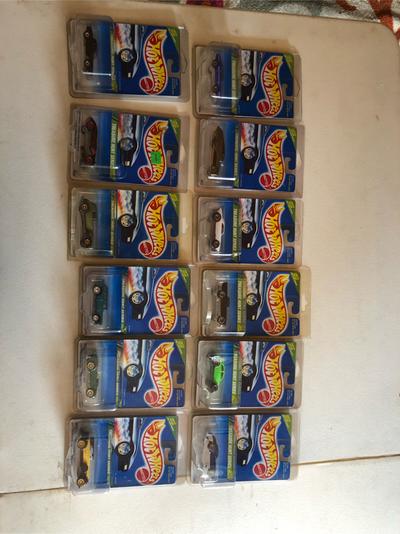 Complete 1995 Treasure Hunt Hot Wheels set for sale in Arlington, TX ...