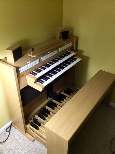 Roland Classic Organ C-330 used- mint condition for sale in Benicia, CA ...