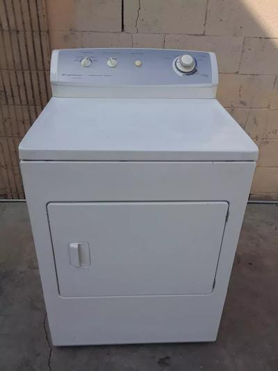 Frigidaire gas dryer for sale in Norwalk, CA - 5miles: Buy and Sell