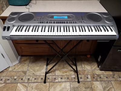 Casio 76 Key MIDI Keyboard w/Pitch Bend And Modulation. Deluxe Double ...
