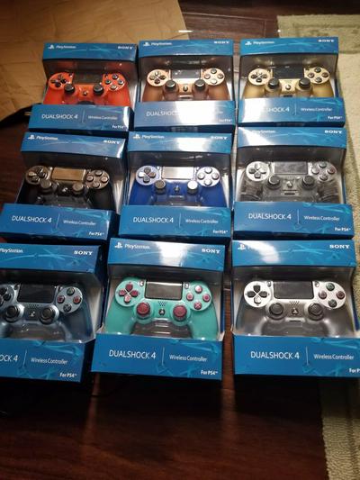 PS4 controller for sale in Mckinney, TX - 5miles: Buy and Sell