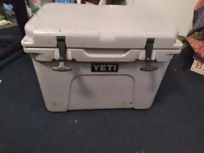 YETI Ice Chest for sale in Mesquite, TX - 5miles: Buy and Sell