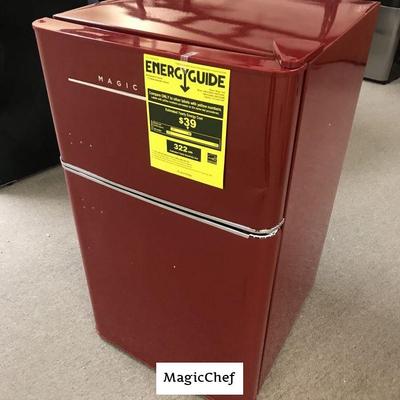 Magic Chef Retro 3.2 cu. ft. 2 Door Mini Fridge in Red NEW WITH DEFECTS ...