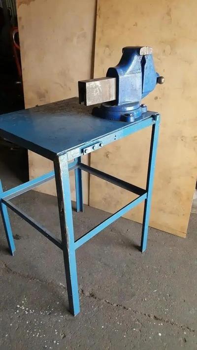 Reed MFG. CO. Erie PA. U.S.A. PAT PEND. Model 2C Bench Vise With Swivel ...