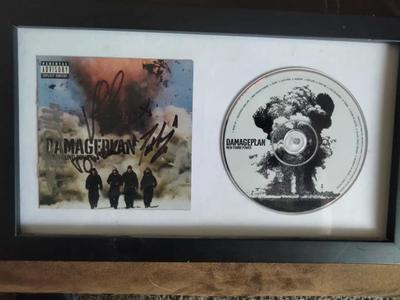 Pantera Dimebag & Vinnie Paul Damageplan signed CD!!! for sale in North ...