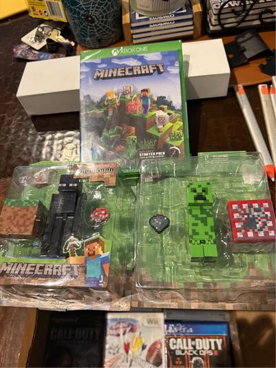 Minecraft Starter Pack Collection Xbox One Minecoins Overworld Creeper ...