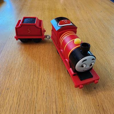 Thomas & Friends Motorized Toy Train James Battery-Powered Engine with ...