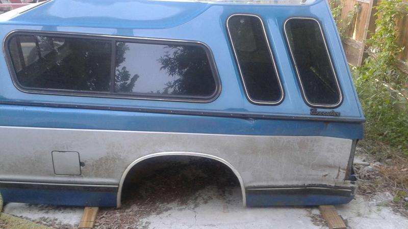 S10 camper shell and truck bed for sale in Conroe, TX - 5miles: Buy and ...