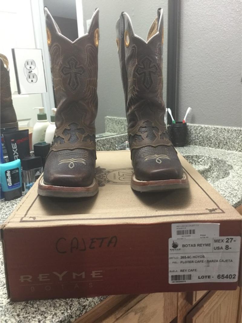 Boots / Botas Reyme 8 1/2 size for sale in Mansfield, TX - 5miles: Buy ...