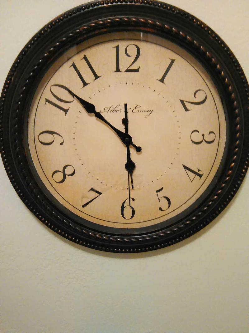 Arbor & Emery Wall Clock for sale in Irving, TX - 5miles: Buy and Sell