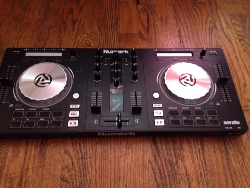 Numark mixtrack pro 3 with Odyssey FRMIXTRACK3 Numark Pro 3 DJ ...