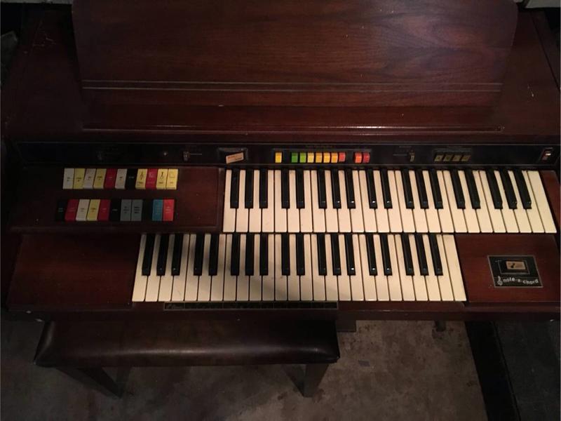 Vintage 1970s electric organ with storage bench for sale in Dallas, TX ...