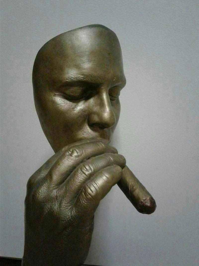Face smoking cigar statue for sale in Yonkers, NY - 5miles: Buy and Sell