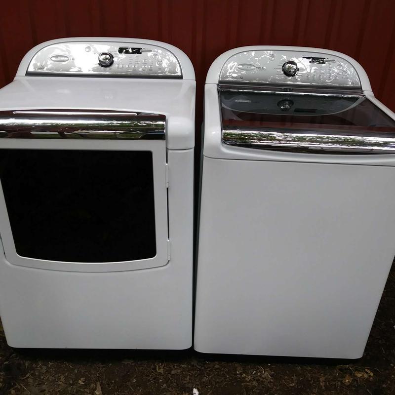 Whirlpool Cabrio Platinum Electric Washer And Dryer Set For Sale In