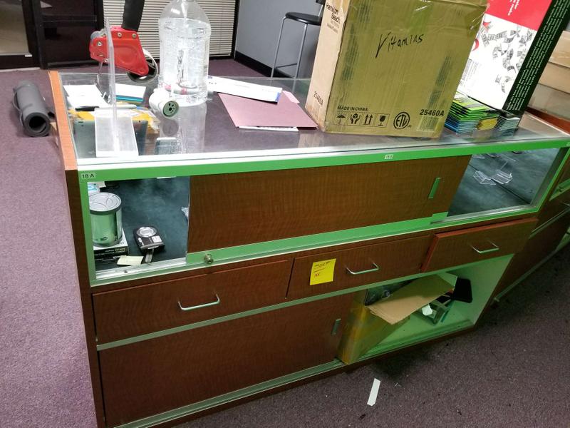 Business display cases. Front reception case. Wall display for sale in ...