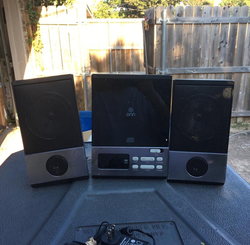 ONN Mini Stereo System for sale in Dallas, TX - 5miles: Buy and Sell