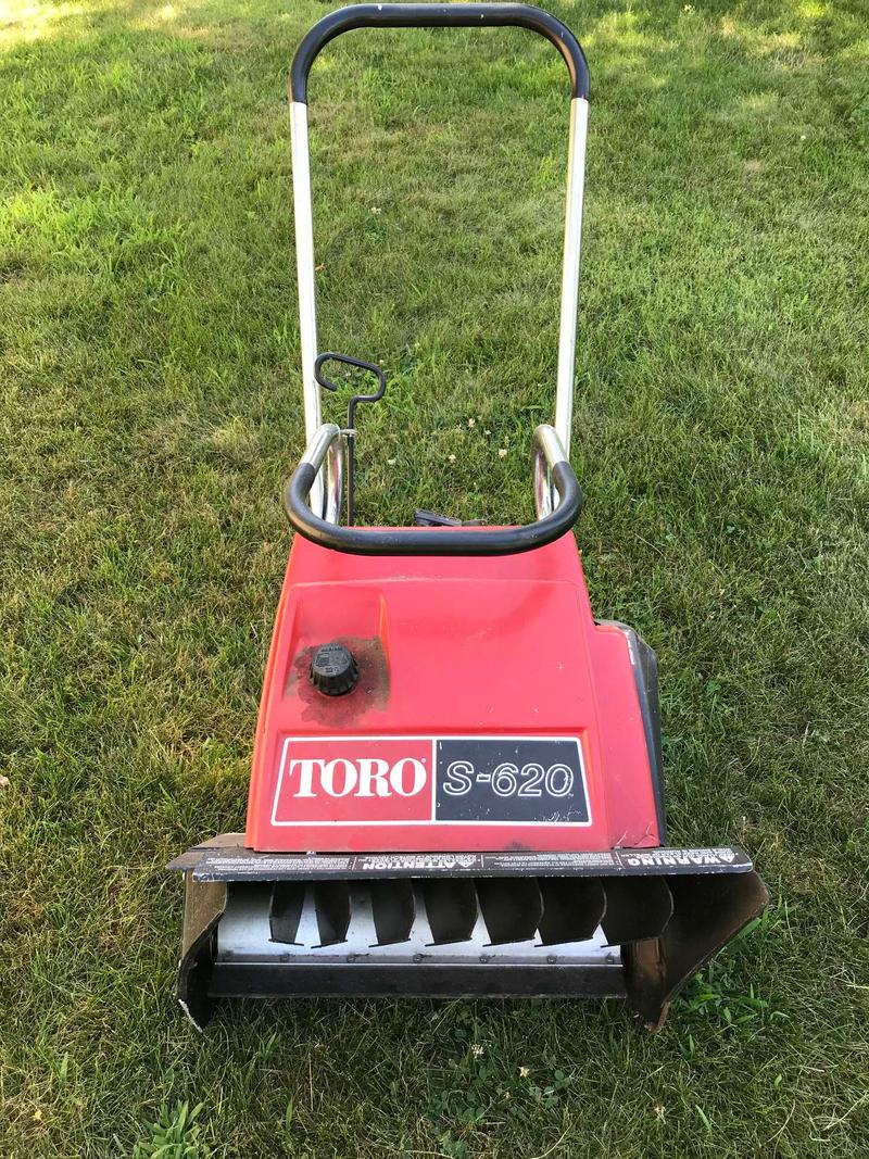 Toro s-620 snow blower for sale in Lansdale, PA - 5miles: Buy and Sell