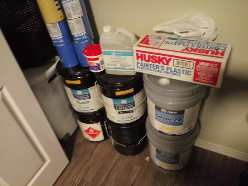 White lacquer undercoater .tengo 4 y cada uno es de 5 galones* interior ...