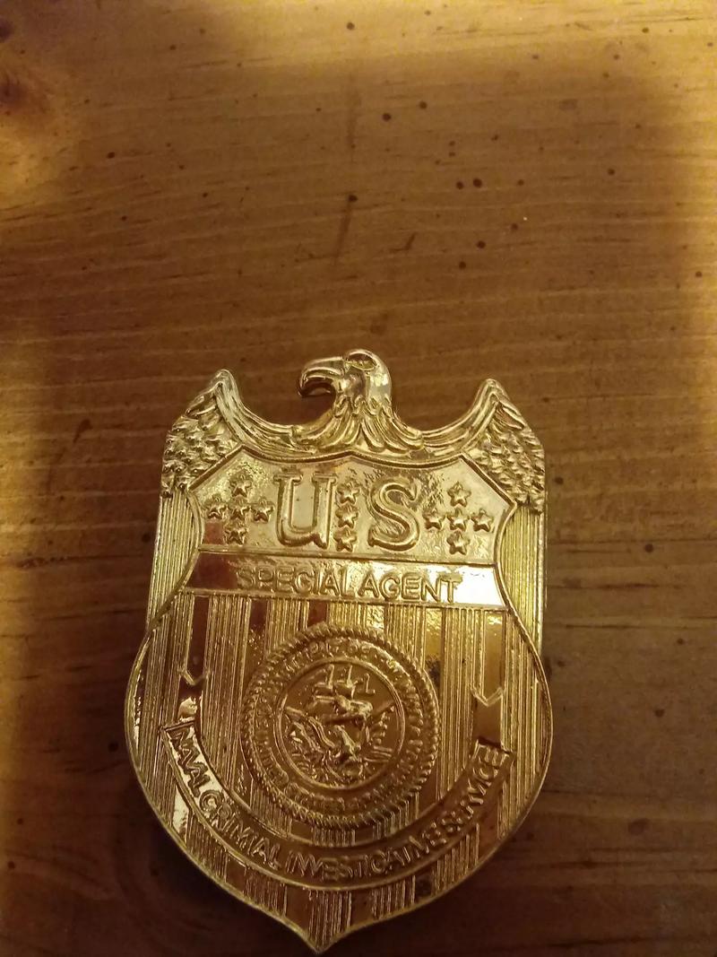 NCIS Navy Special Agent Security Badge Retractable ID Card Holder Reel ...