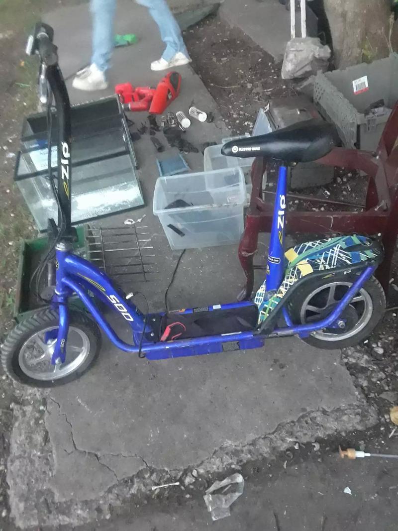 E Zip 500 electric scooter for sale in Fort Worth, TX - 5miles: Buy and ...