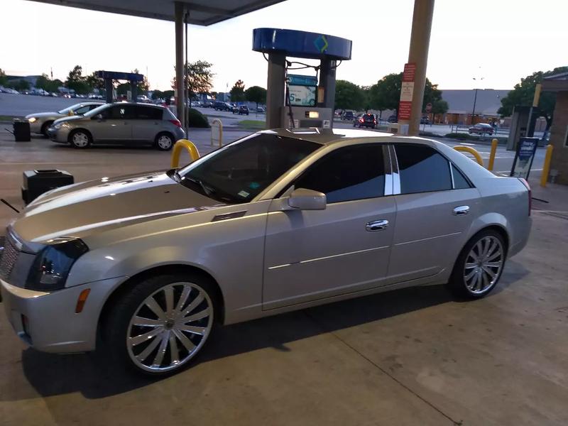 03 Cadillac CTS I'm asking 7000$ but I will trade it for a pick up ...