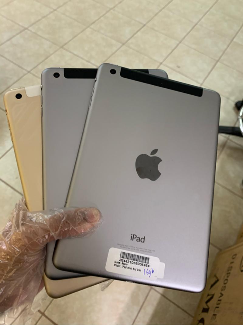 IPad mini 3rd generation 16gb WiFi plus cellular excellent condition ...