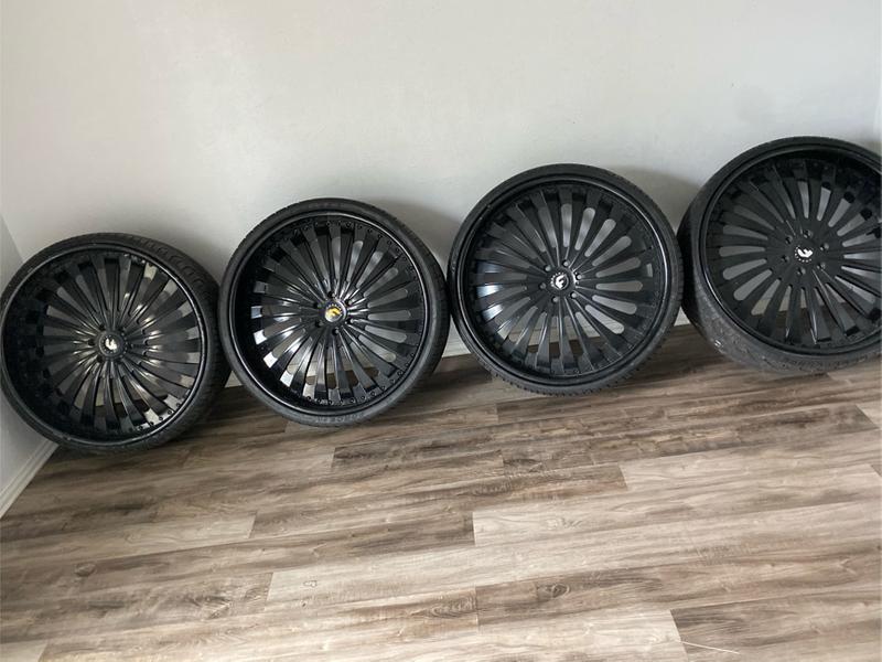 28 inch Forgiato rims 3,000 nun less nun more for sale in Dallas, TX ...