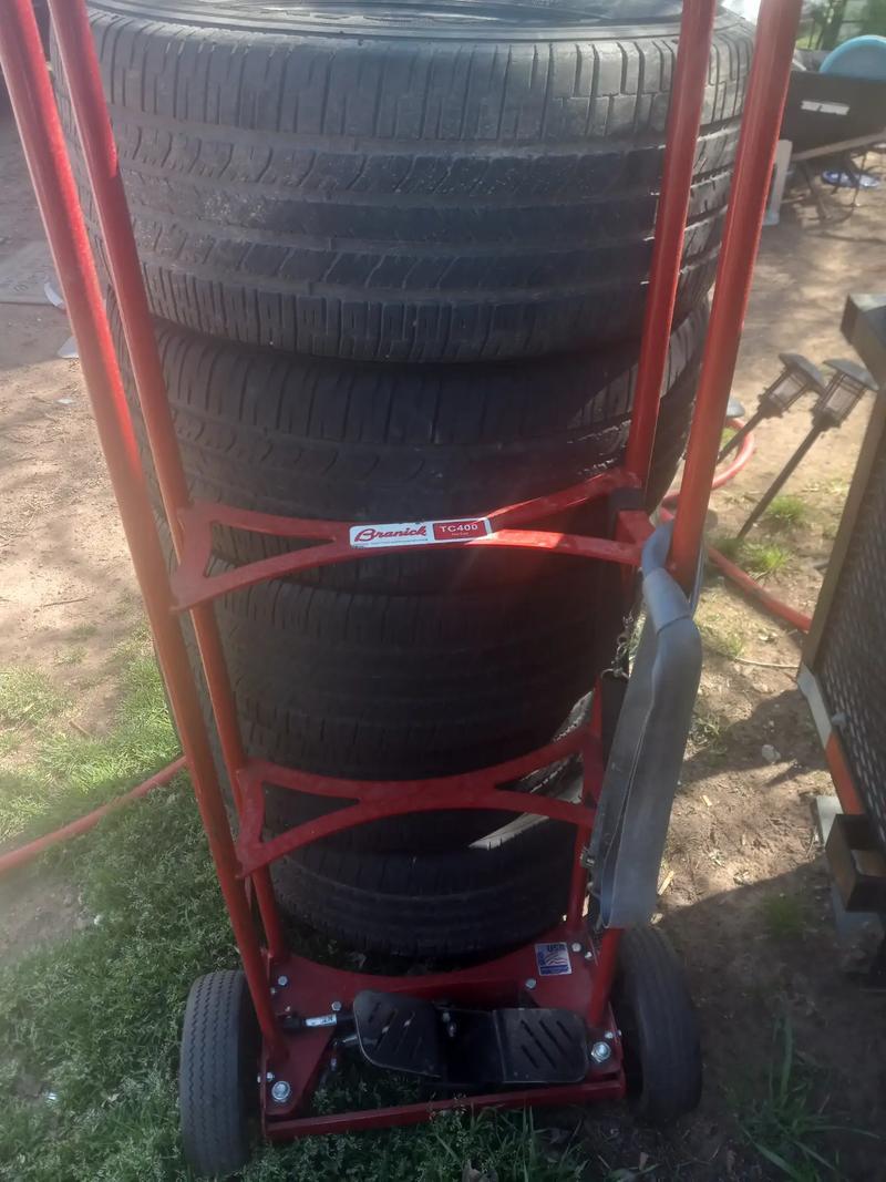 Branick tc400 tire dolly for sale in Cleburne, TX - 5miles: Buy and Sell