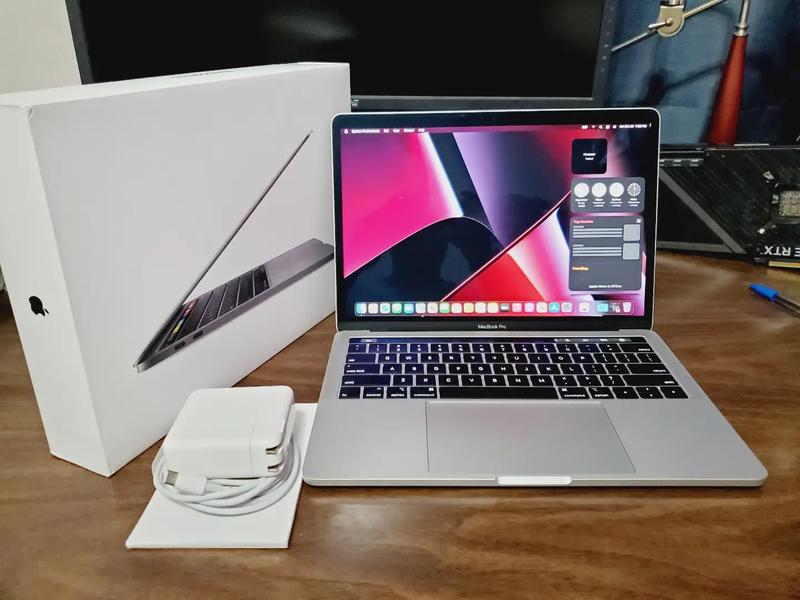 2018 Apple MacBook Pro. Touchbar, Quad Core i5 Laptop, Newest MacOS ...