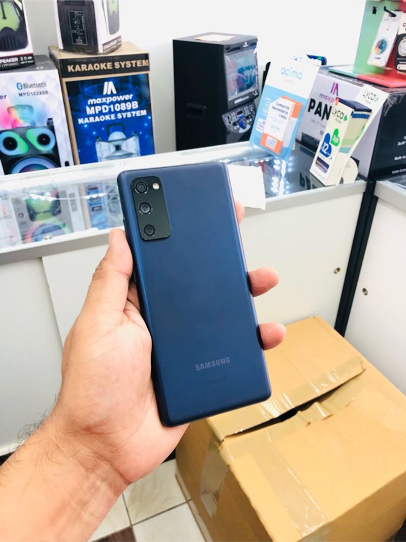 Samsung Galaxy S20FE 5G Factory Unlocked for sale in Dallas, TX - 5miles: Buy and Sell
