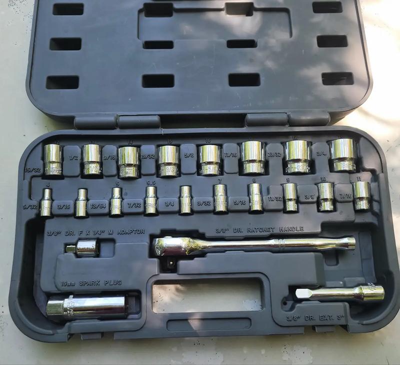 Power Torque 22 Piece 1/4, 3/8 Inch Drive 22 Point SAE, Metric Socket ...